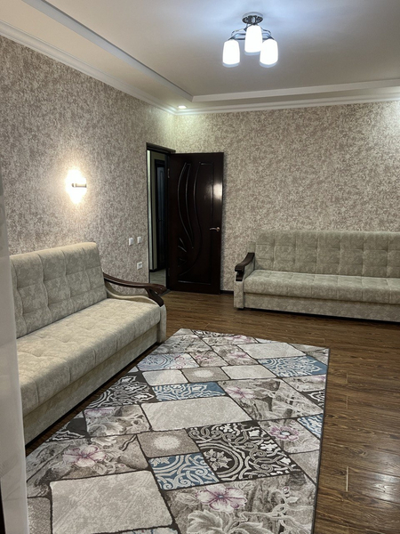 Сдается в аренду 2-х комн. квартира на Куйлюке в 2 минутах от метро