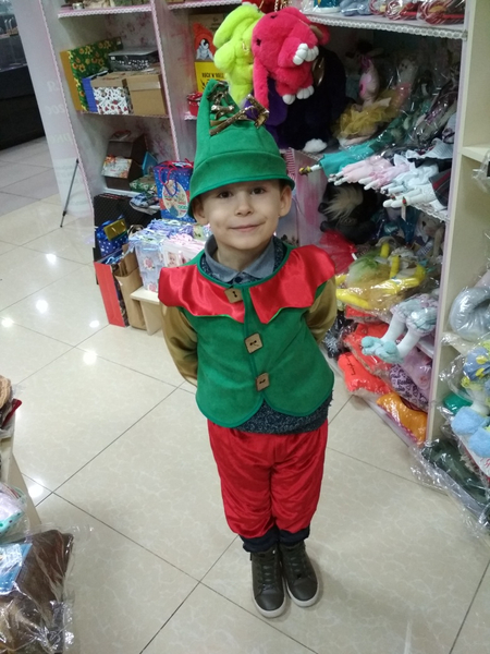 Продается коллекция костюмов