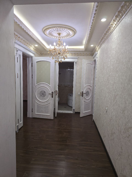 Сергели. Янги Хаёт. 5а.  3/1/7. Срочно продаю
