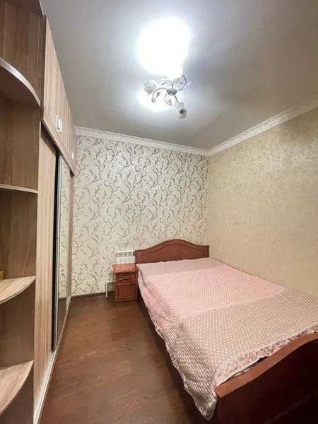Срочно продается квартира на Карасу 3/6/8  кв73.м