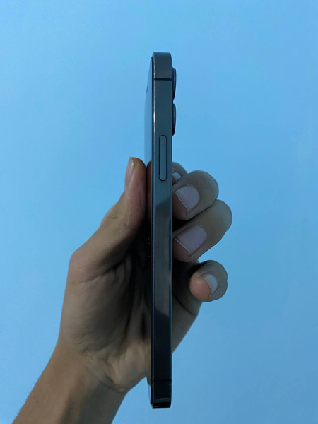 iPhone 12 Pro apple