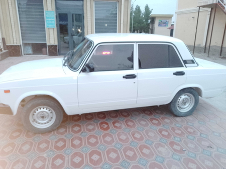 Ваз 2107 сотилади
