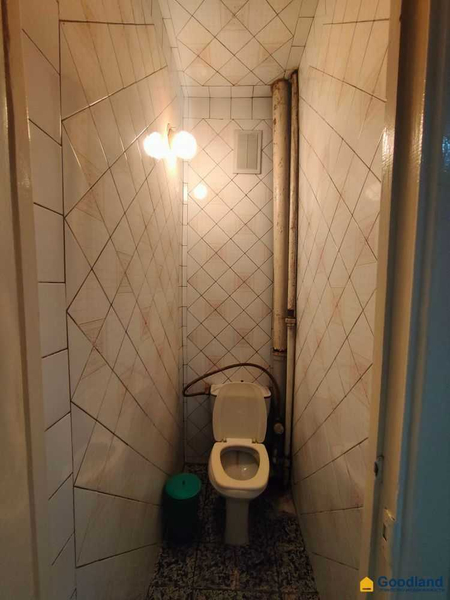 В Алмазарском р-не массив Себзар продается 2-х ком. квартира (J 1653)