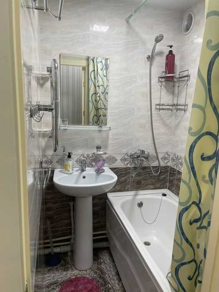 Юнусабад-13 • Туркестан • 2-комн • 58 м² • этаж 3/4 • [16604]