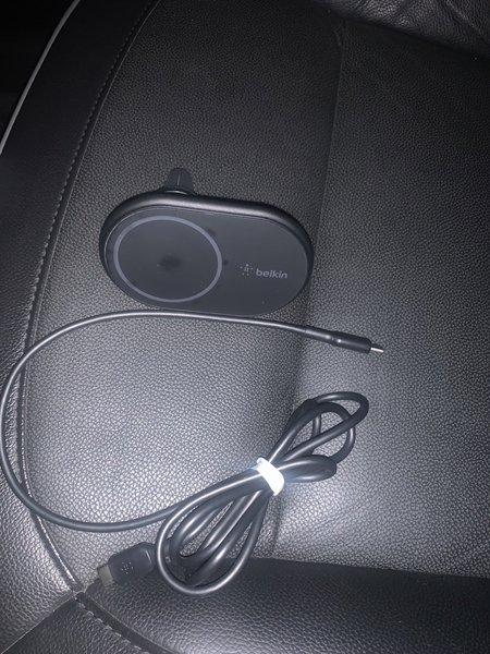 belkin Без проводная зарядка с подержкой magsafe