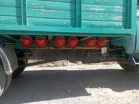 Zil sotiladi ural mator yangi qilingan