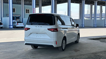 BAW Minivan 2024: 9 mest Full 2024 20% bilan kredit Tayyor aksiya jac!