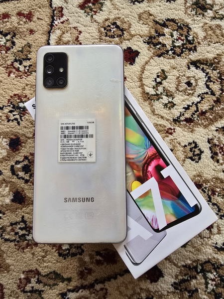 Samsung Galaxy A71