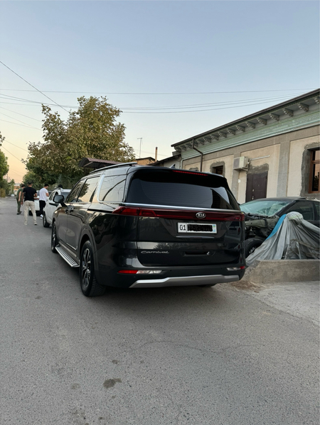 KIA CARNIVAL 2021 yil kraskasi toza