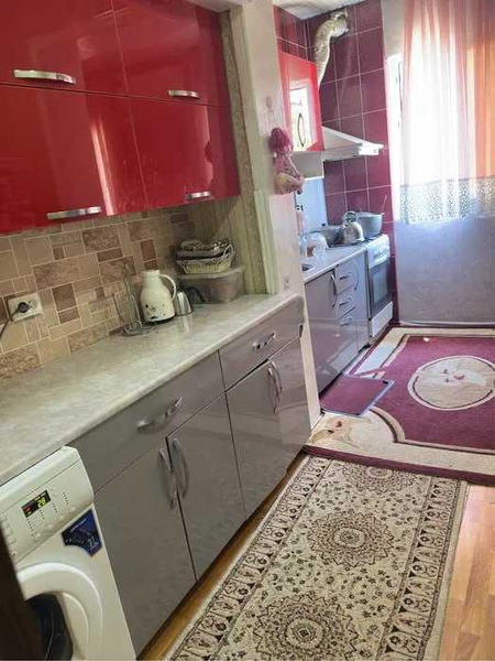 СЕБЗОР 3/2/5. Супер локация. 73м2. Балкон 2*6. Метро 500м.
