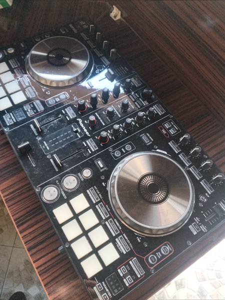 Pioneer Ddj Sr1 dj aparat