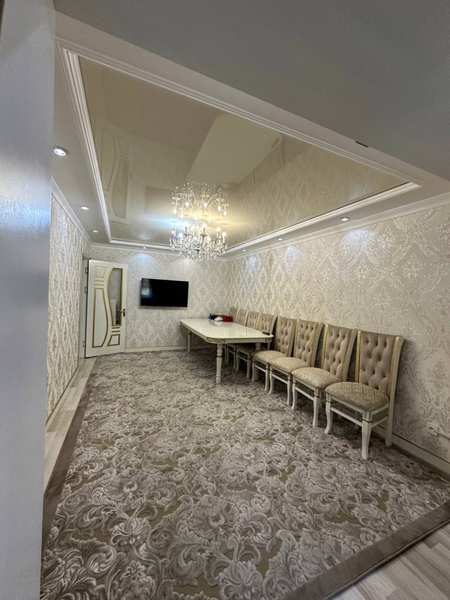 Срочно продается квартира метро хамза