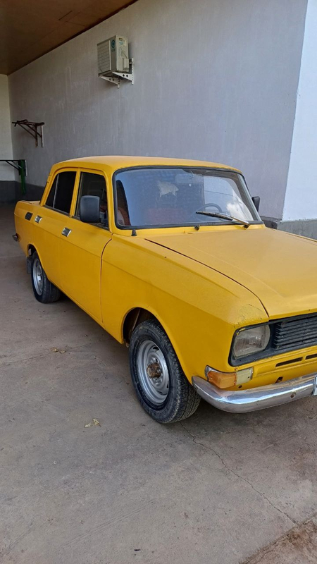 Moskvich 2140 xolati yaxshi