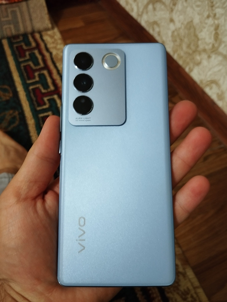 Vivo v27 256gb ideal sotiladi