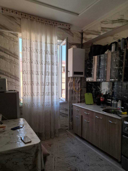Срочно продается 1 ком Юнусобаде новостройка