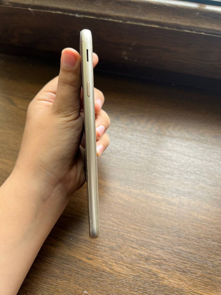 Samsung Galaxy J7 PRO