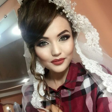 Стилист визажист с опытом 15 лет.