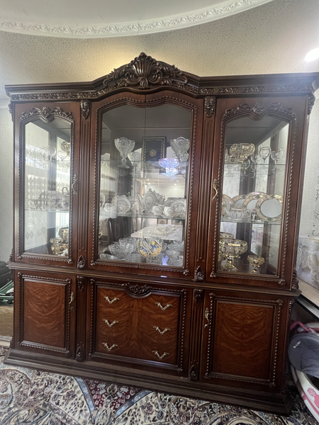 Срочно продаю мебель для гостиной