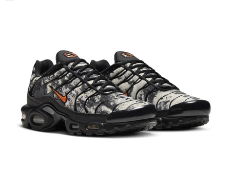 Кроссовки Nike TN Plus