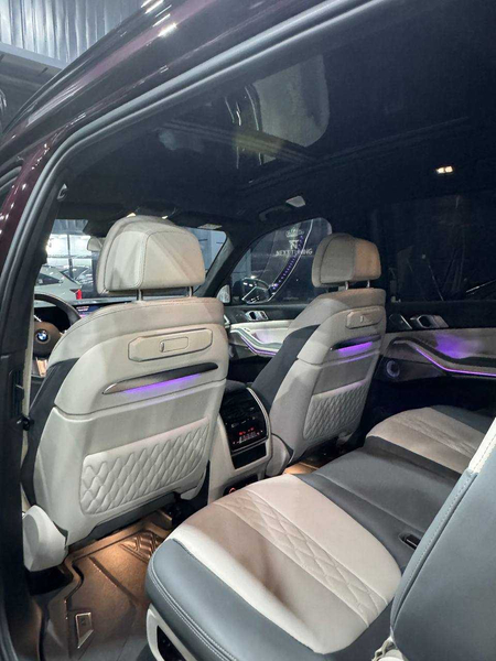 BNW X7 xDrive 40i 2023 год