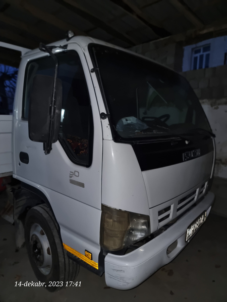 Isuzu 5 tonnalik sotiladi исузу 5 тонна