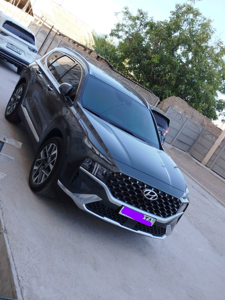 Hyundai SantaFe sotiladi toza moshina