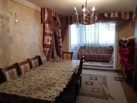 Продаётся квартира 3 комнатная зангиотинский р-н...махалля Ибрат