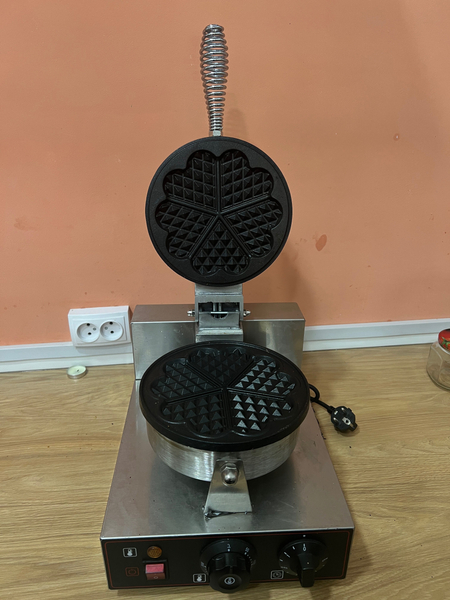 Waffle Mashina Yengi