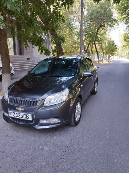 Nexia - 3 sotiladi! LTZ 4-pozitsiya, avtomat