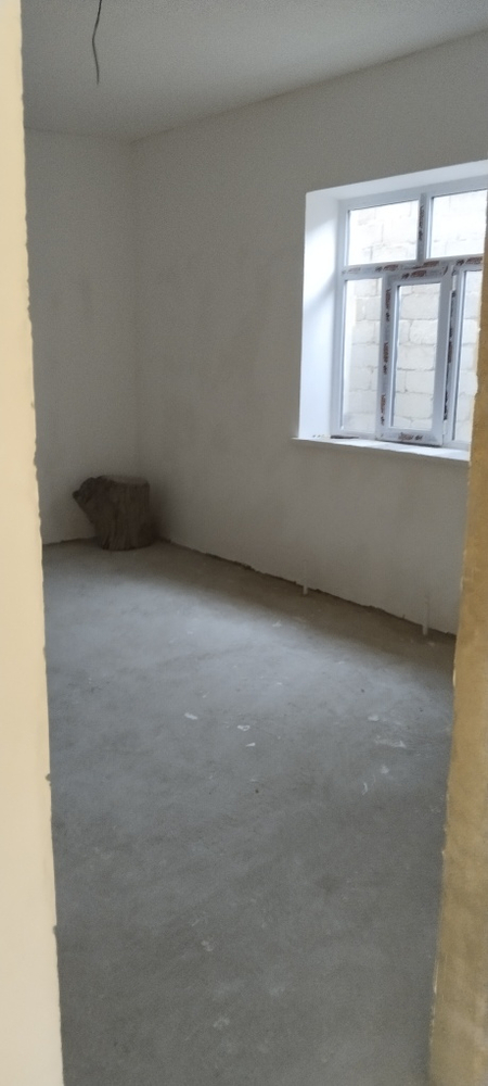 FOOD SITIYda 2 sotik 4 xona uchastka sotiladi