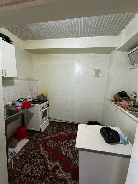 Продаётся Своя 1-комнатная 1/3/4 Юнусабад-2 Универсам Юнусабад метро