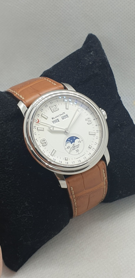 Raymond and Maestro Automatic