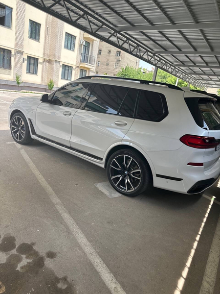 Продам BMW X7 2020 M50. Full