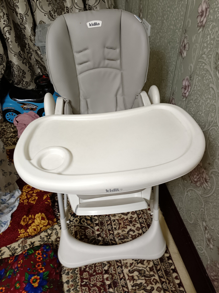 Детский кресло белое