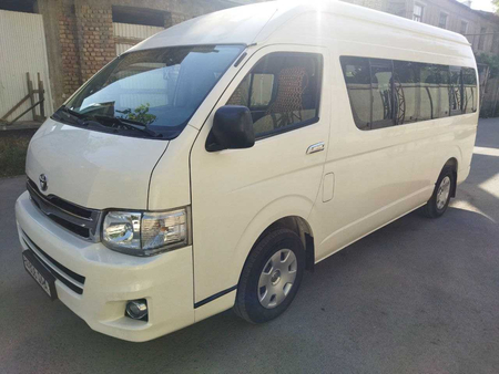 toyota haice sotiladi srochna