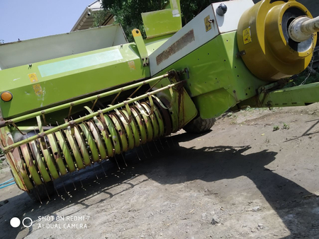 Claas markant 55