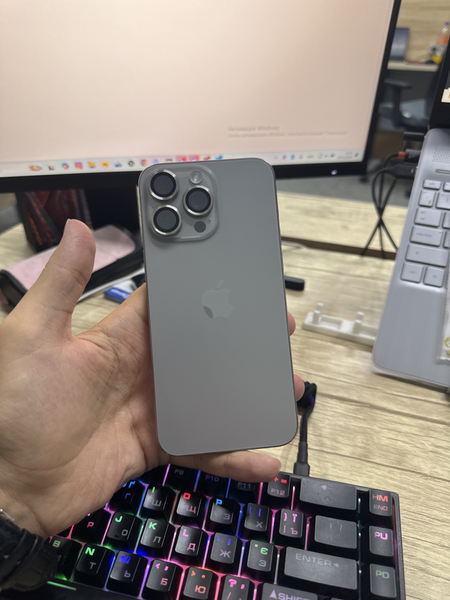 Iphone 15 pro max 256 gb natural titan