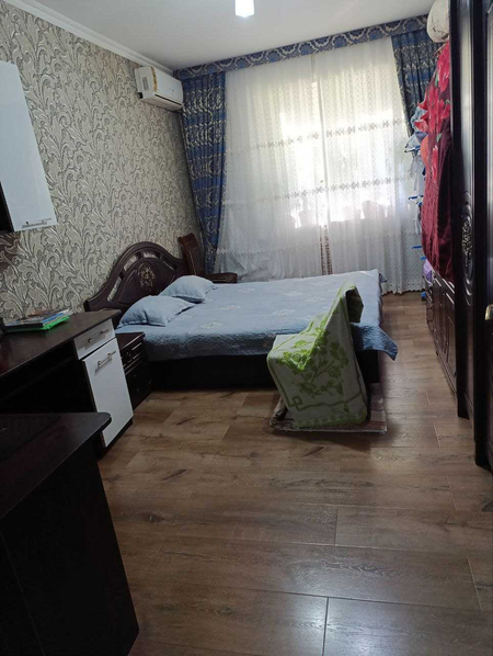Продается квартира на Чиланзаре 17 квартал,3-1-4.Под офис.