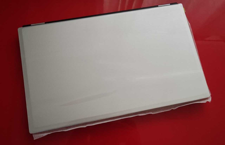 Laptop Yengi ishlatilmagan
