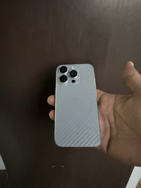 Srochna iphone 15 pro