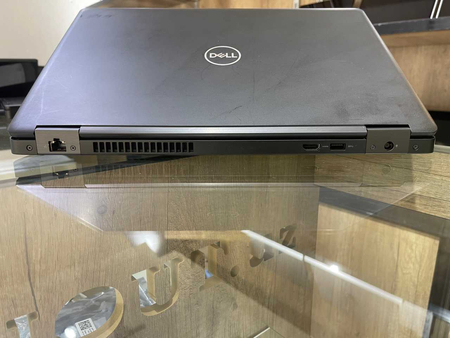 DELL Precision Intel Core i7-8850H озу16гб 256ssd Nvidio Quadro P600