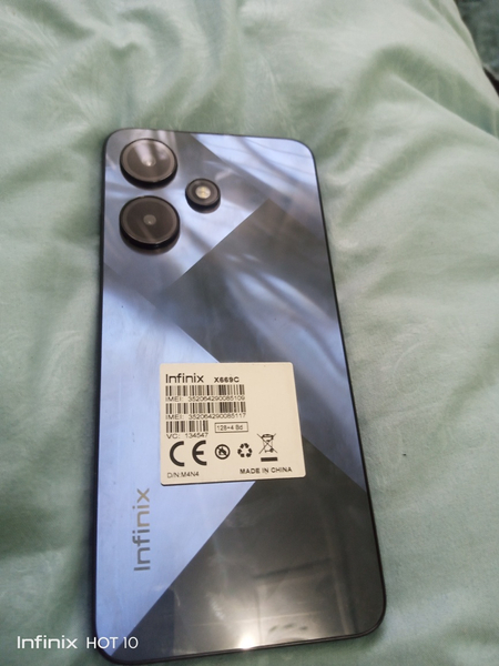 Infinix HOT 30 8+128 GB