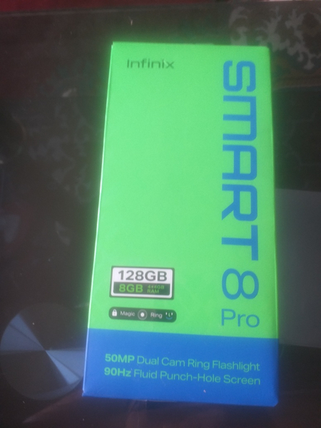 INFINIX сотовый телефон