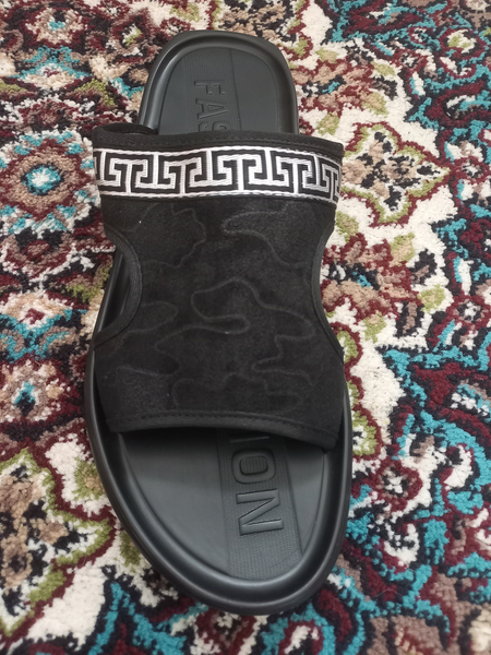 Versace xtoy tapichka
