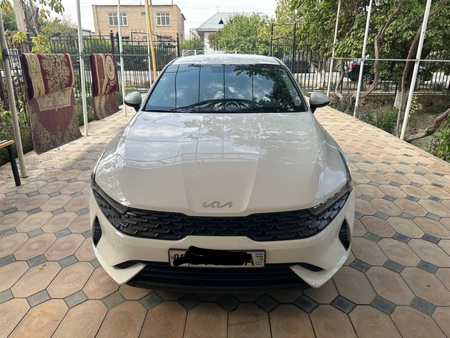 Kia k5 2 litr 2022 yili