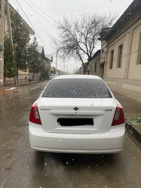 Сотилади ласетти