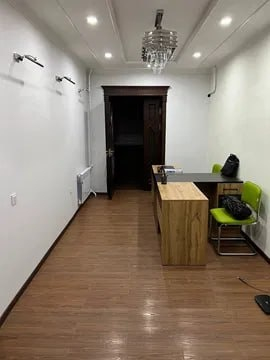 Метро Беруни 11 комнат 315м² вдоль дороги под офис или магазин