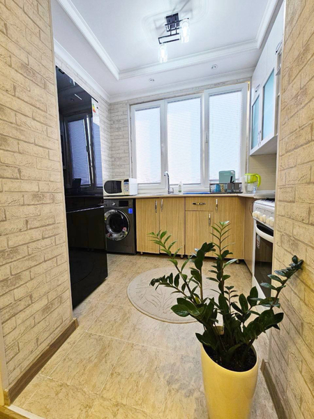 Продаётся 1 ком, 4 этаж, Мирзо-Улугбекский р-н, ор-р 171 школа