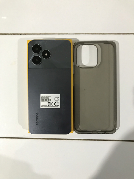 Realmi note 50 sotiladi yangi