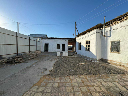 Tayyor 2.5 so’tiqli hovli sotiladi